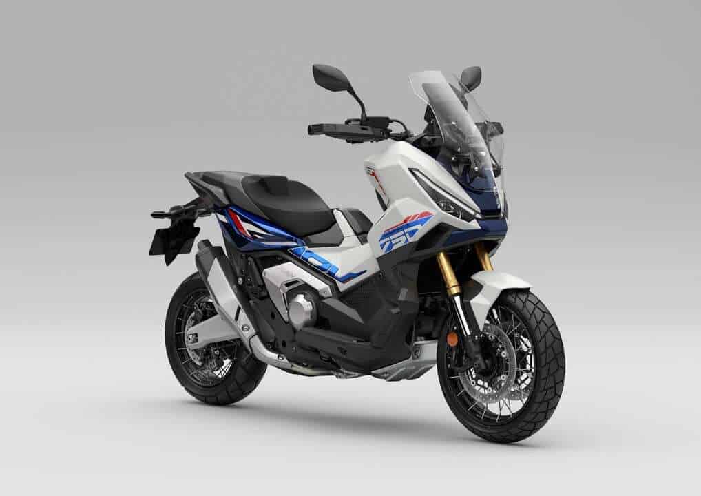 Honda Forza 750 e X-ADV 2026: nuove colorazioni e Special Edition Tricolour