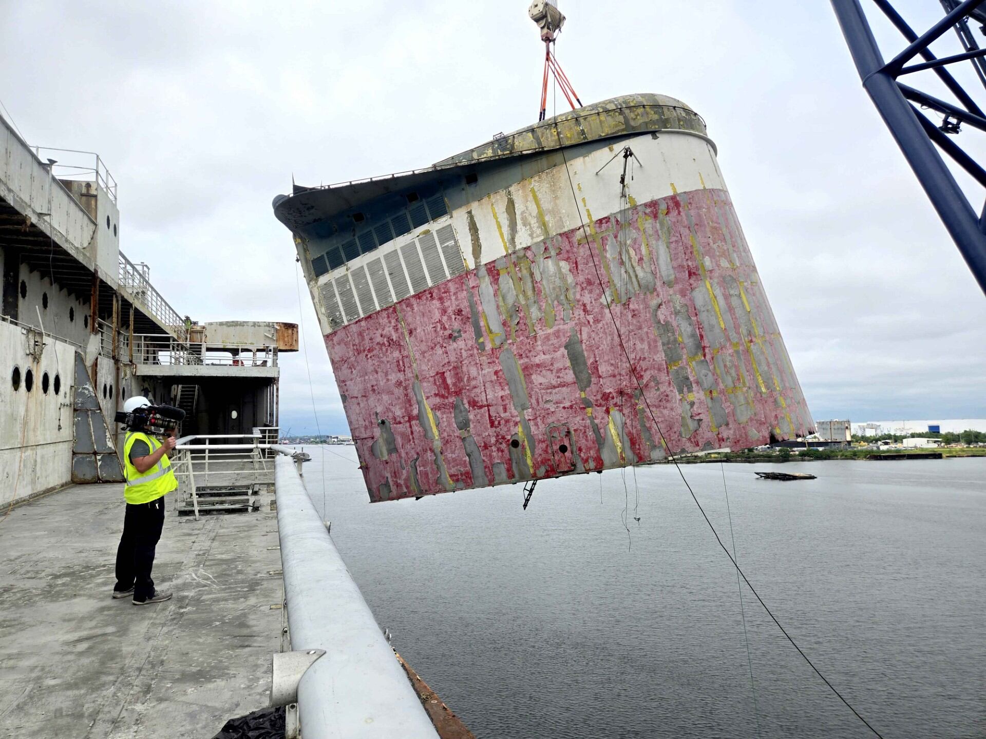 Funnel removed from the SS United States, will be used in new SSUS museum