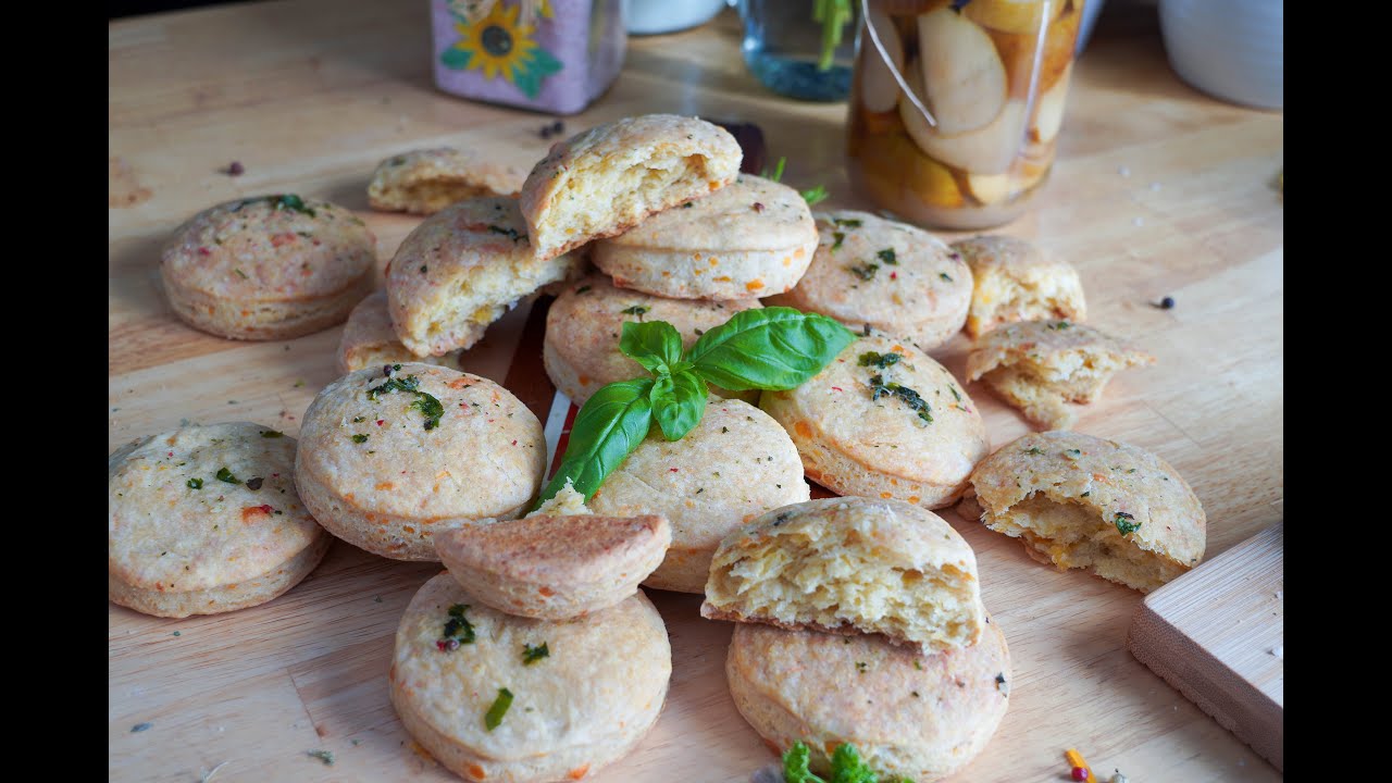 Buttermilk Biscuits vs. Store-Bought: Why Homemade Wins Every Time
