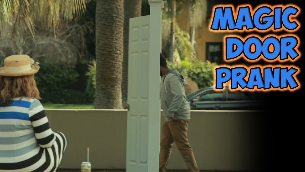 A magic door prank that surprises people
