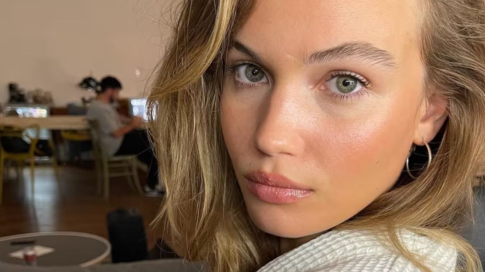 Maak kennis met Skyler: model, voetbaldochter én voetbalvrouw