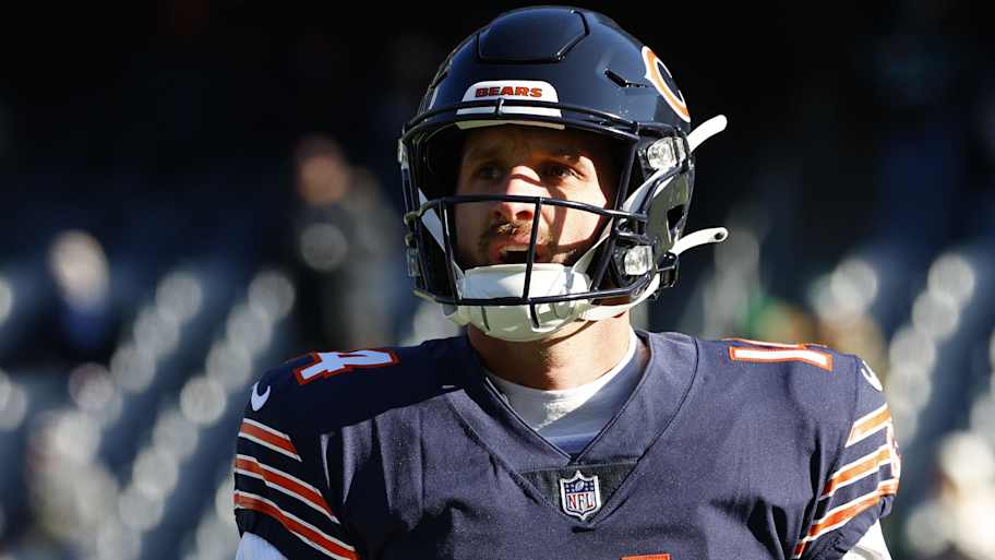 Former Bears QB Still Unemployed as 1st Preseason Games Kick Off