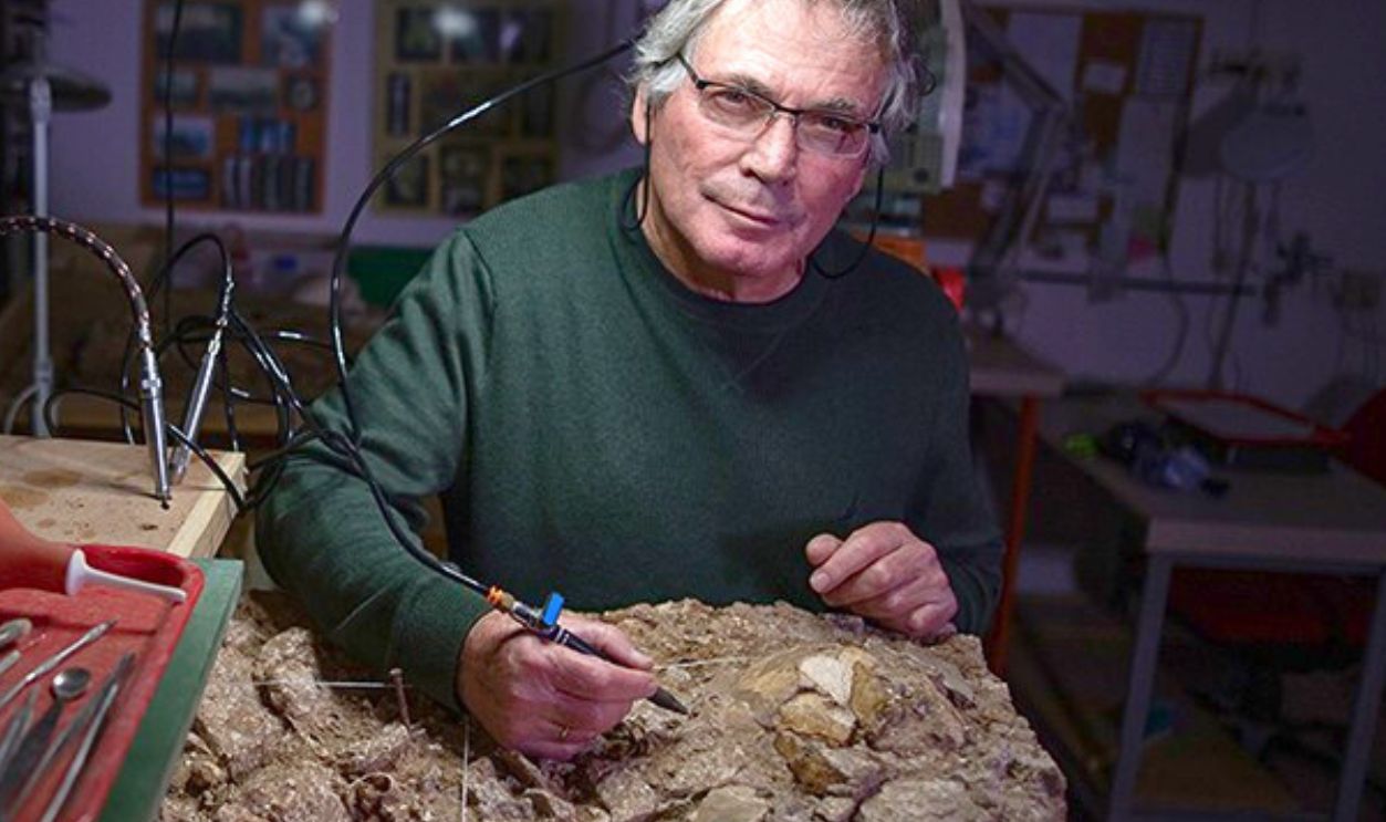 Archaeologists unearthed human remains in 100,000-year-old Israeli cave ...