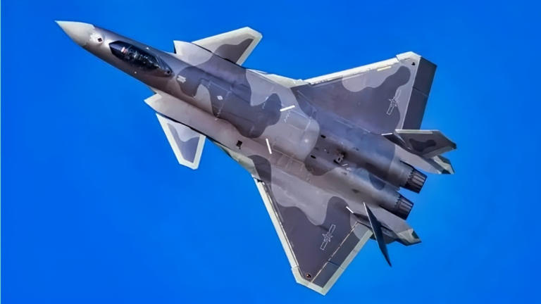J-20 Mighty Dragon vs. Su-57 Felon: Why China’s Stealth Fighter is Crushing Russia’s