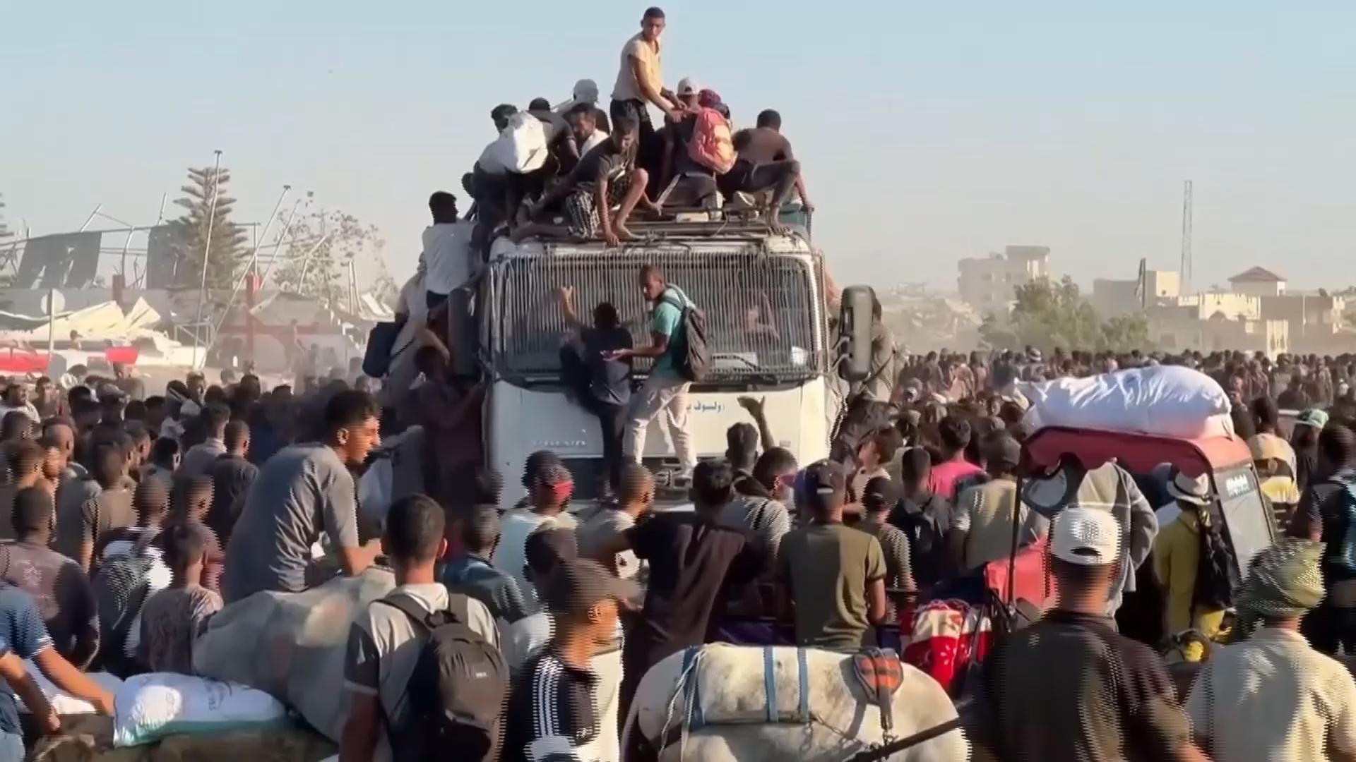 'It's getting worse day by day', Truck drivers in Gaza running the ...