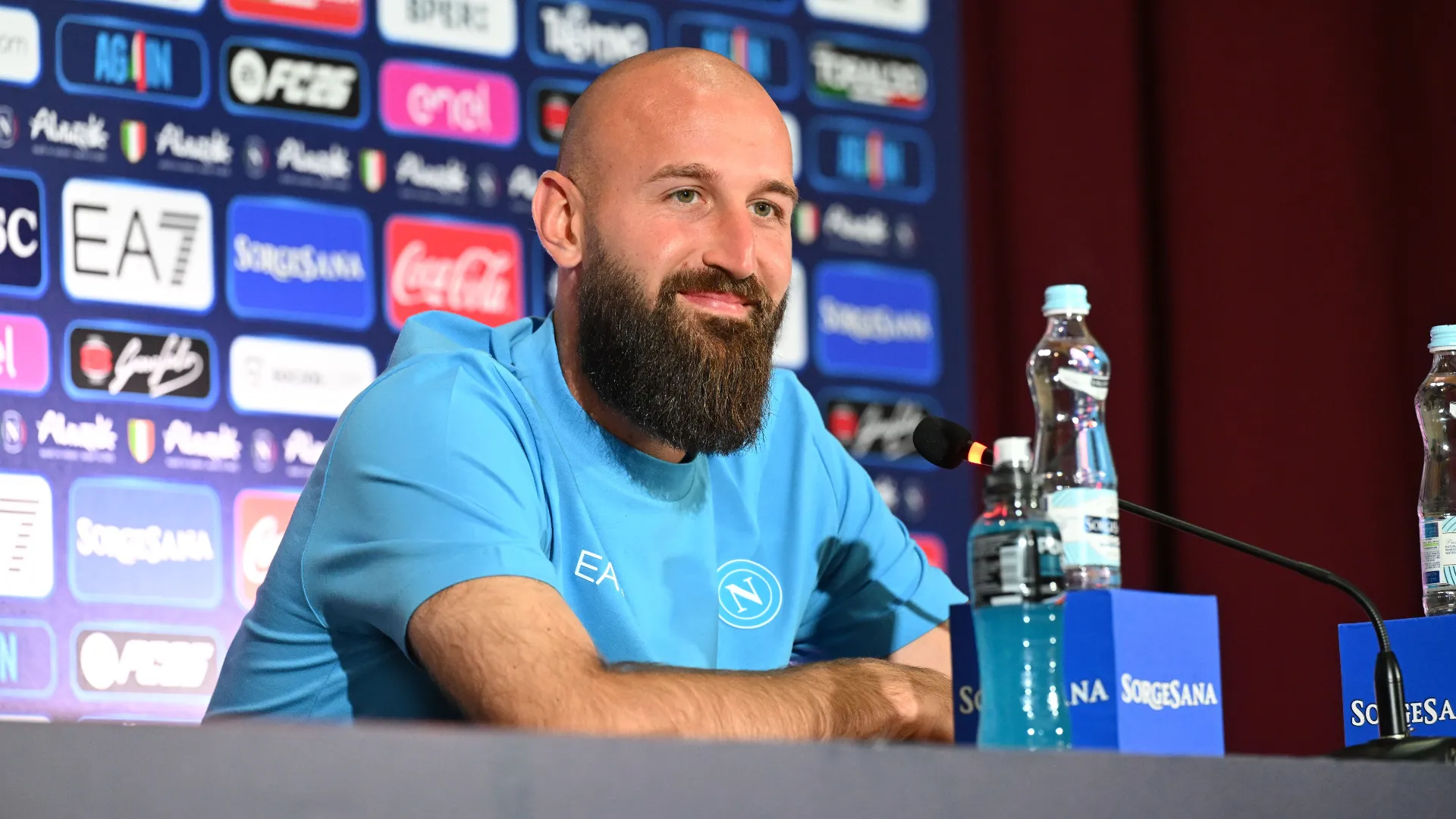 Napoli, Vanja Milinkovic-Savic: "Non mi taglio la barba, a meno che..."