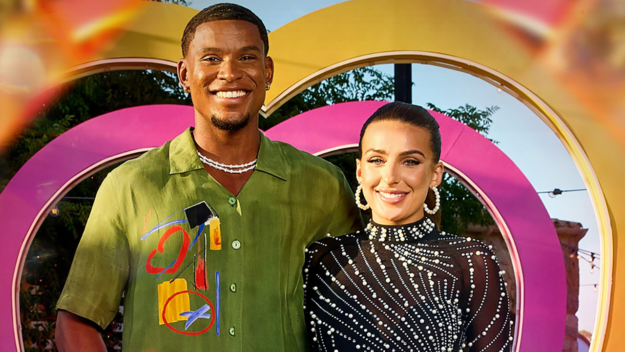Are Toni & Cach Still Together From Love Island UK? Their 1st Post-Show ...