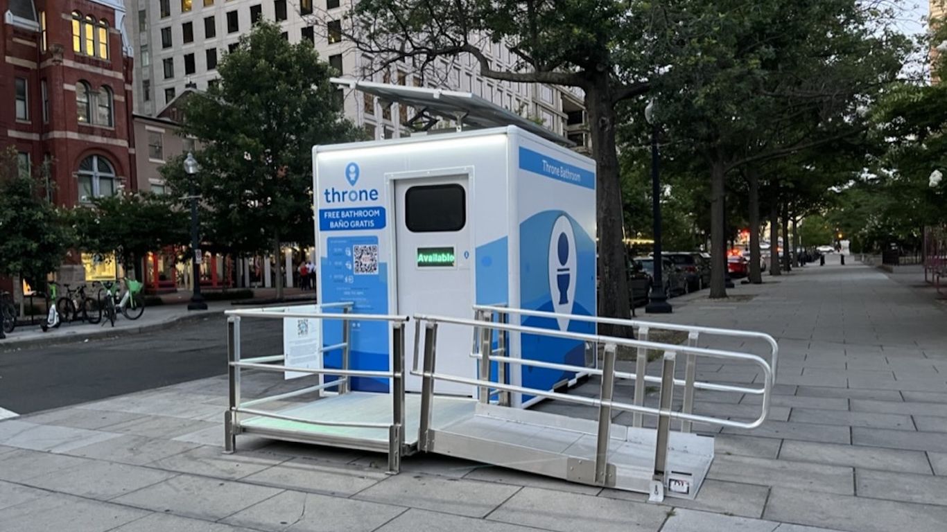 D.C. restores high-tech public toilets — with plans for more