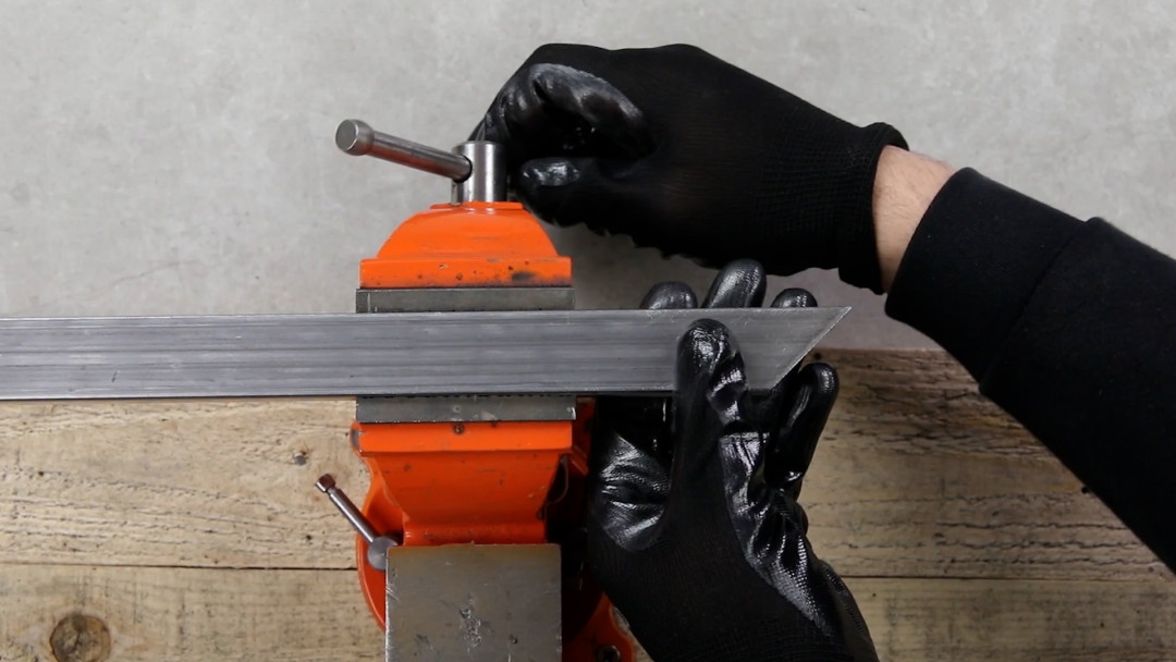 Precise Cutting Tips for Metal Tubes