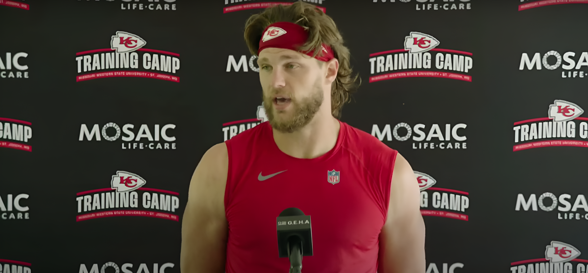 'It's pretty incredible' — Chiefs TE Robert Tonyan on observing how Travis Kelce stays sharp ...