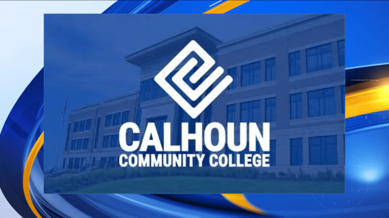 Calhoun opens new respiratory therapy program