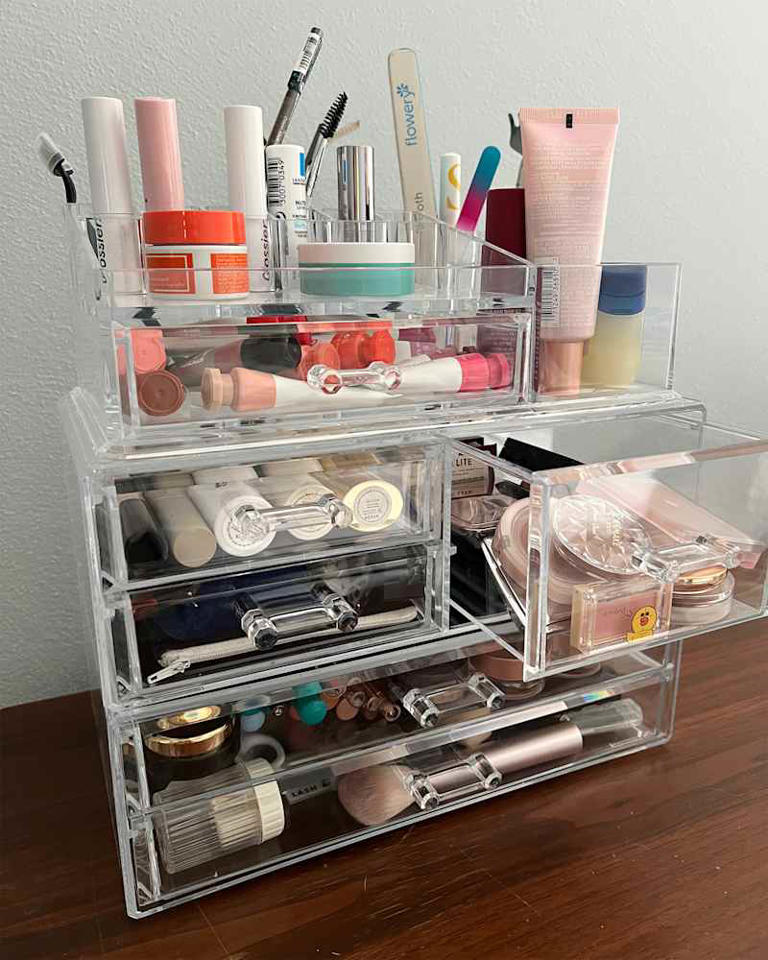The chic marble-style organizer that slyly hides all your clutter