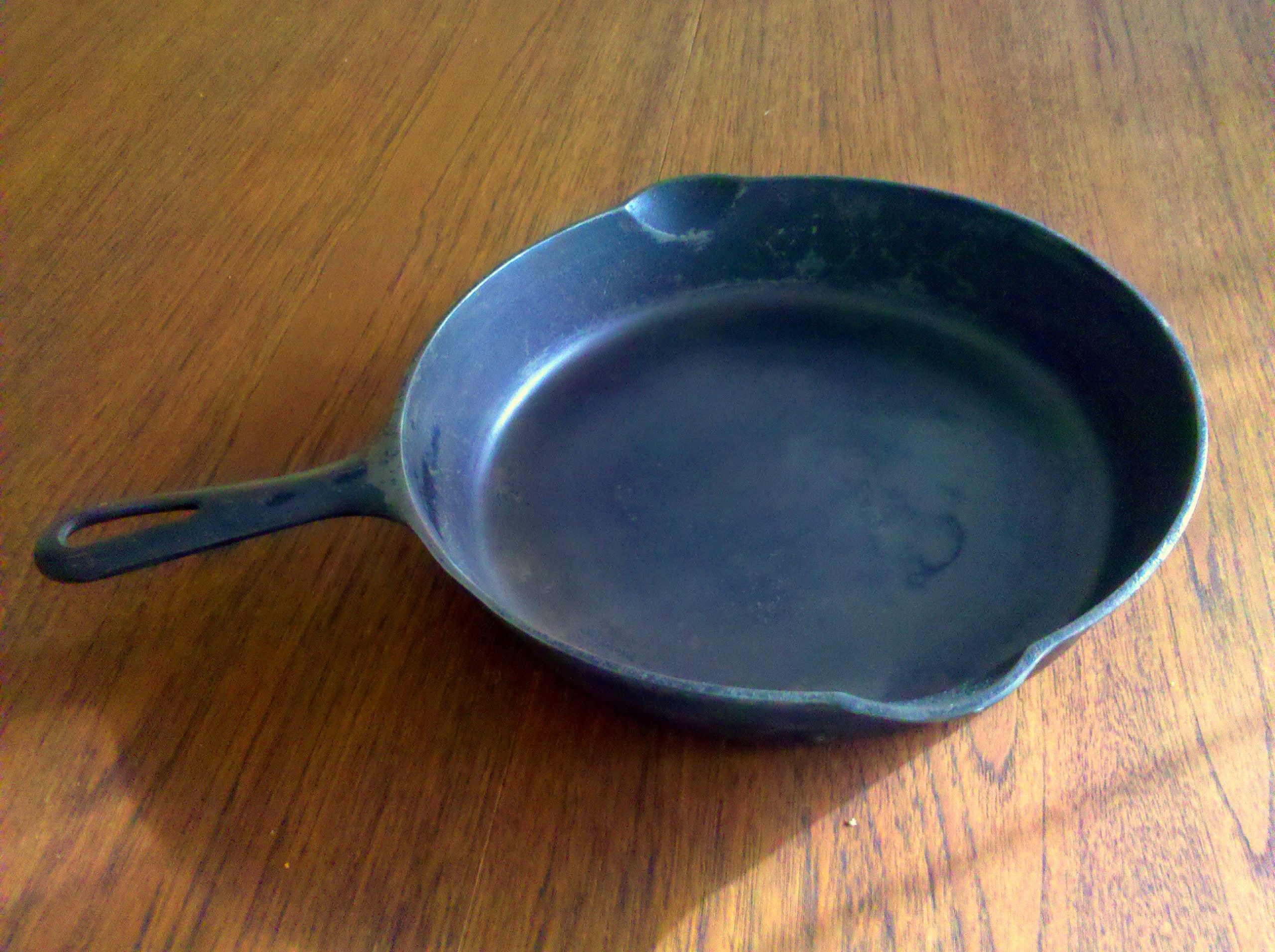 15 Older Pots & Pans That Are Worth Good Money