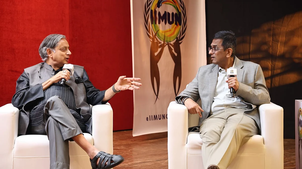 Chief Justice DY Chandrachud Unveils Dr. Shashi Tharoor’s Book ‘Our ...