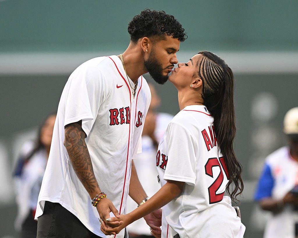 'Love Island USA' winners Bryan Arenales and Amaya Espinal throw first pitch at Red Sox game