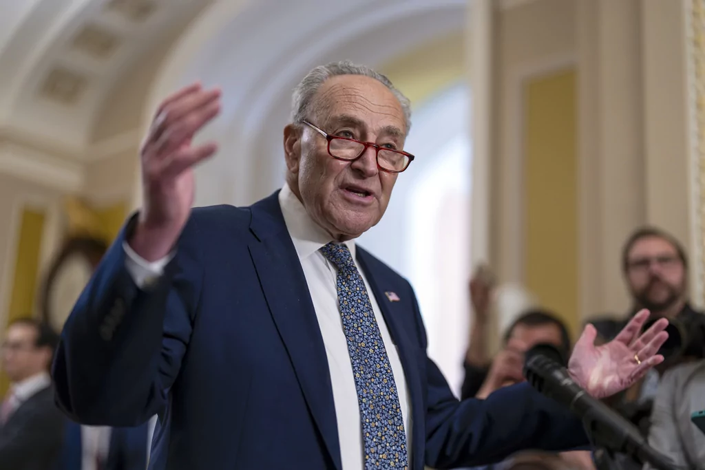 Schumer endorses Brian Schatz to succeed Durbin as Senate whip