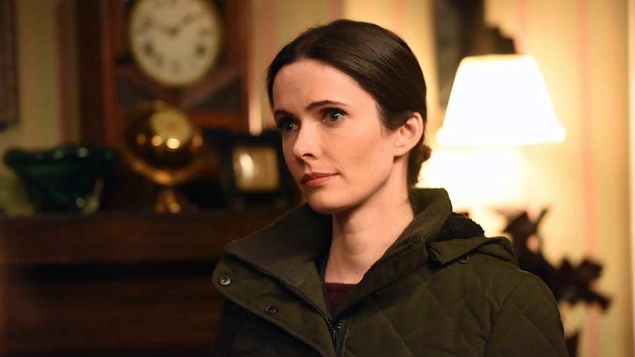 Elizabeth Tulloch delivers a promising update for the Grimm reboot