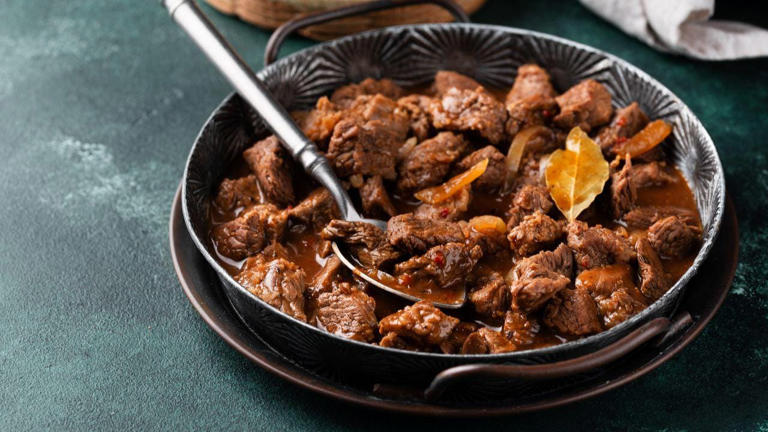 Fez carne estufada e ficou rija? O erro está neste passo que quase ...