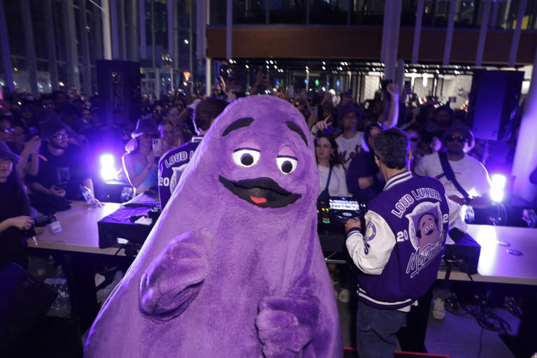 McDonald’s ‘reveals’ surprising truth behind Grimace’s identity — after ...