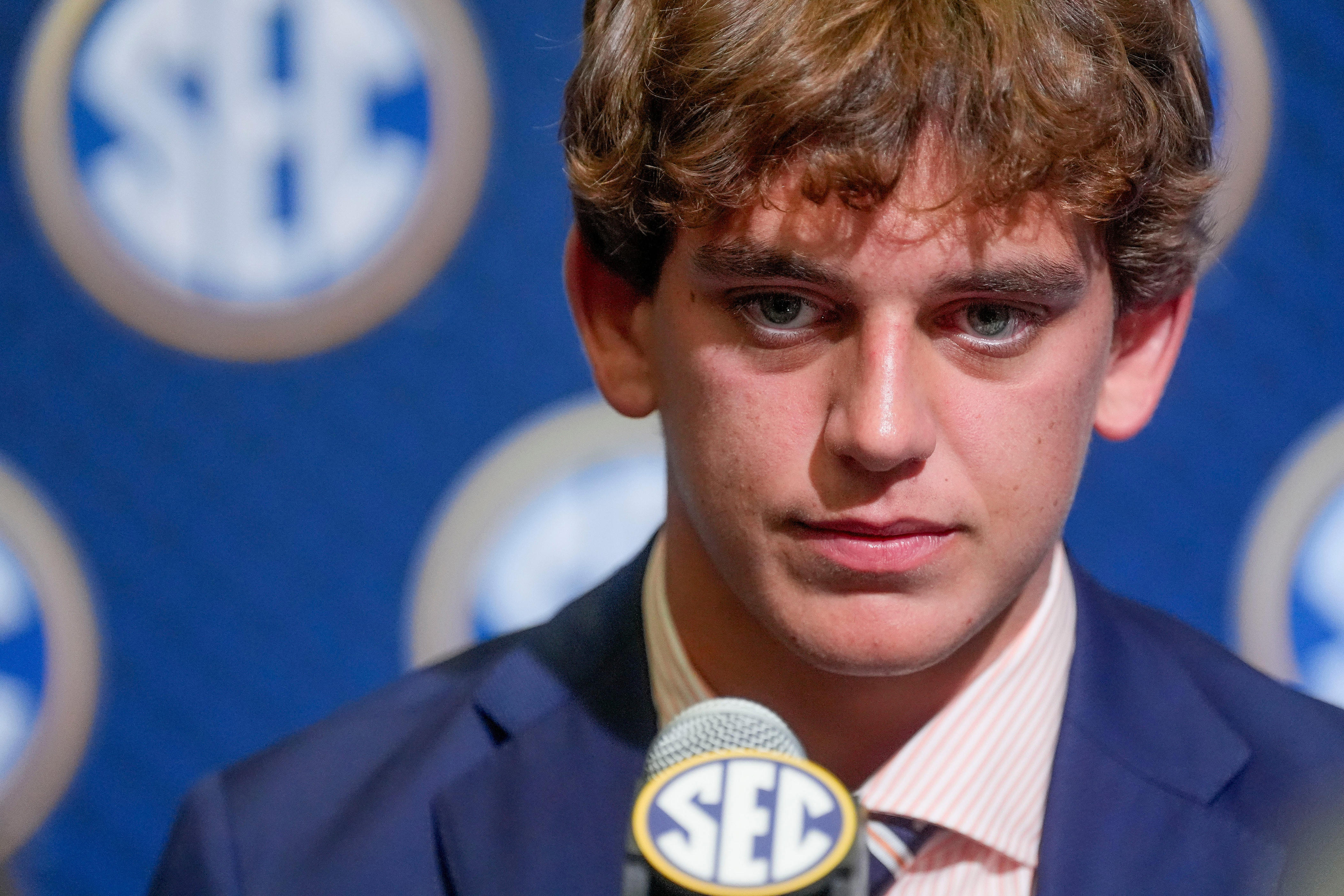 At $ 6.8 million, Arch Manning's QB prowess, famous name makes him ...