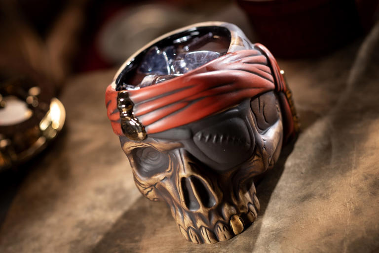 BREAKING: The Beak and Barrel Menu Revealed for New Magic Kingdom ...