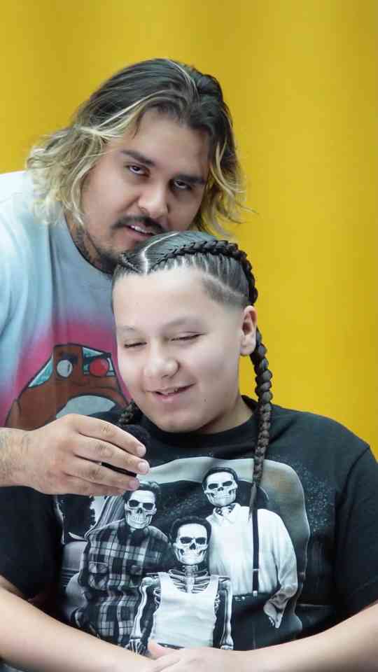 From ordinary to stunning: watch the transformation unfold.