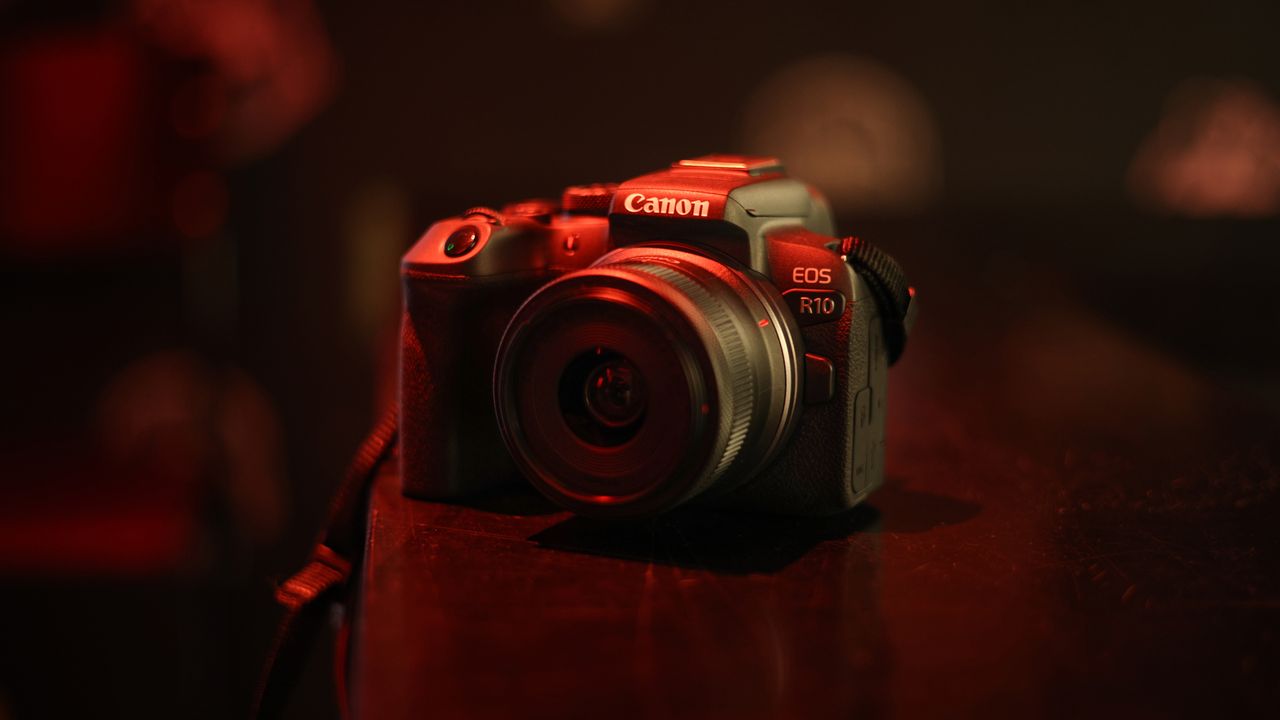 This cheap mirrorless camera isn’t new. But it’s still dominating this ...
