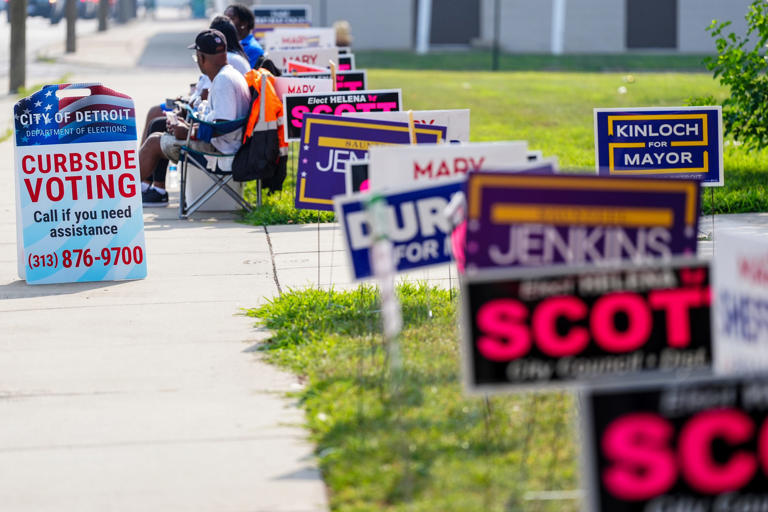 'Voting for a brighter future': Detroit voters trickle into polls for ...