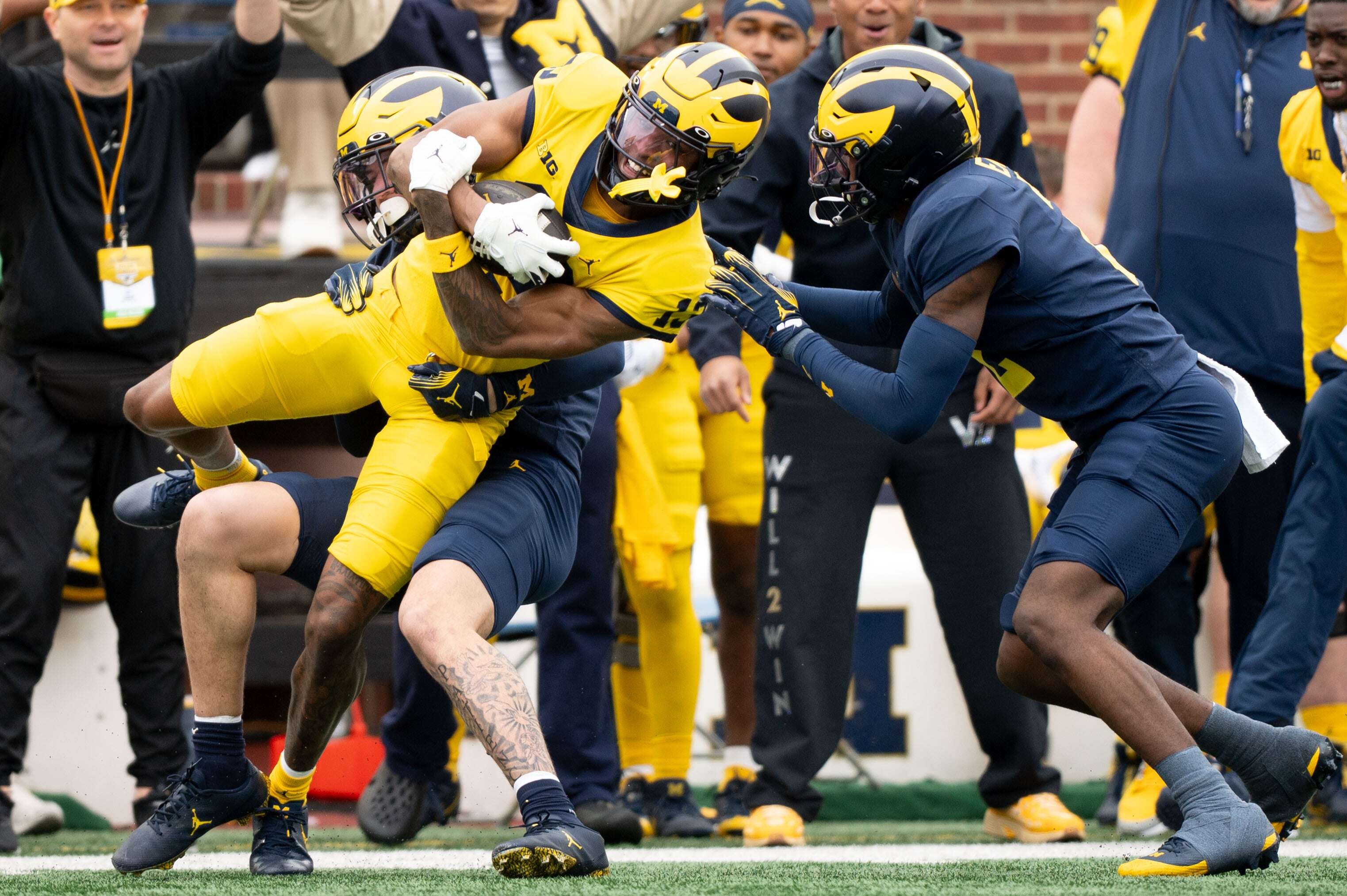 Michigan’s wide receiver crisis: Can Donaven McCulley break the ‘vicious cycle’ plaguing the ...