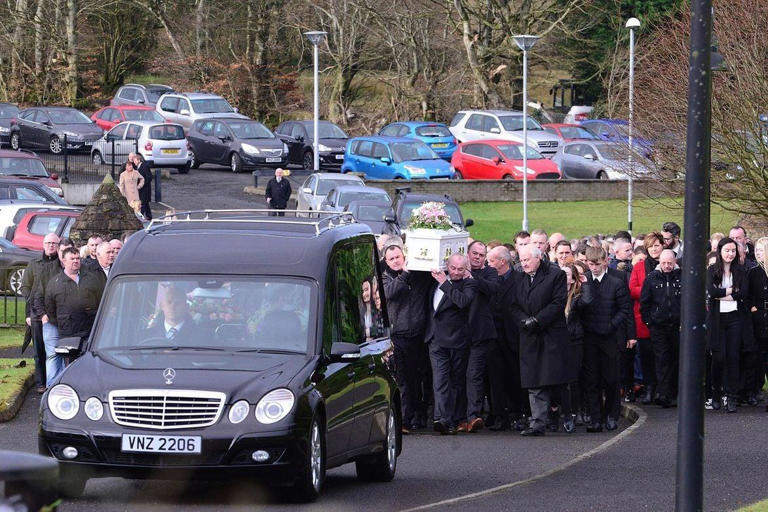 Manchester United eye 25 G/A alternative as Benjamin Sesko talks drag on