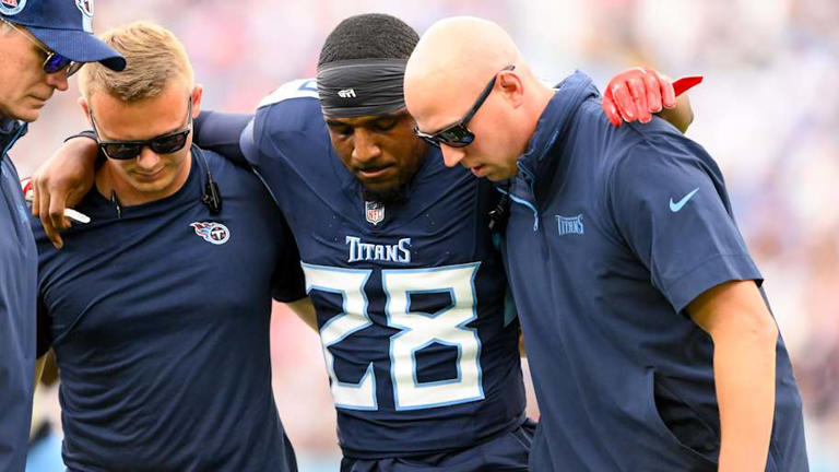 Former Texas Longhorns Safety Re-Signs With Tennessee Titans