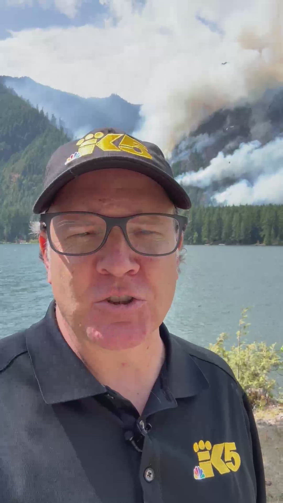 Lake Cushman fire is threatening homes