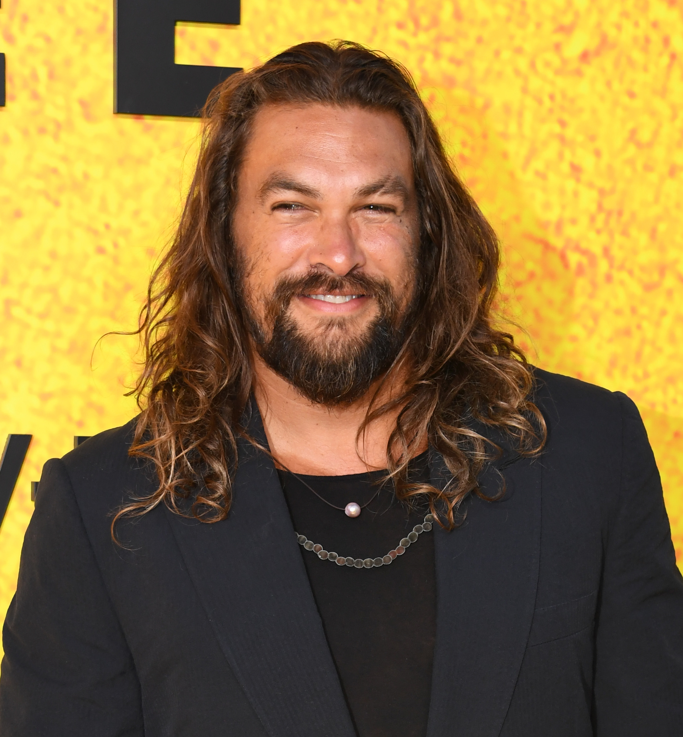 Jason Momoa details near-death experience that made him quit smoking ...