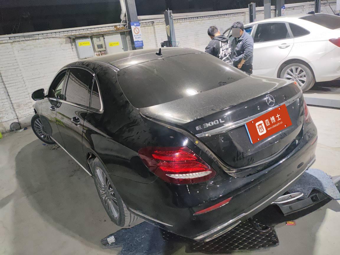 奔驰 奔驰E级 2020款 改款 E 300 L 殊享版实拍图