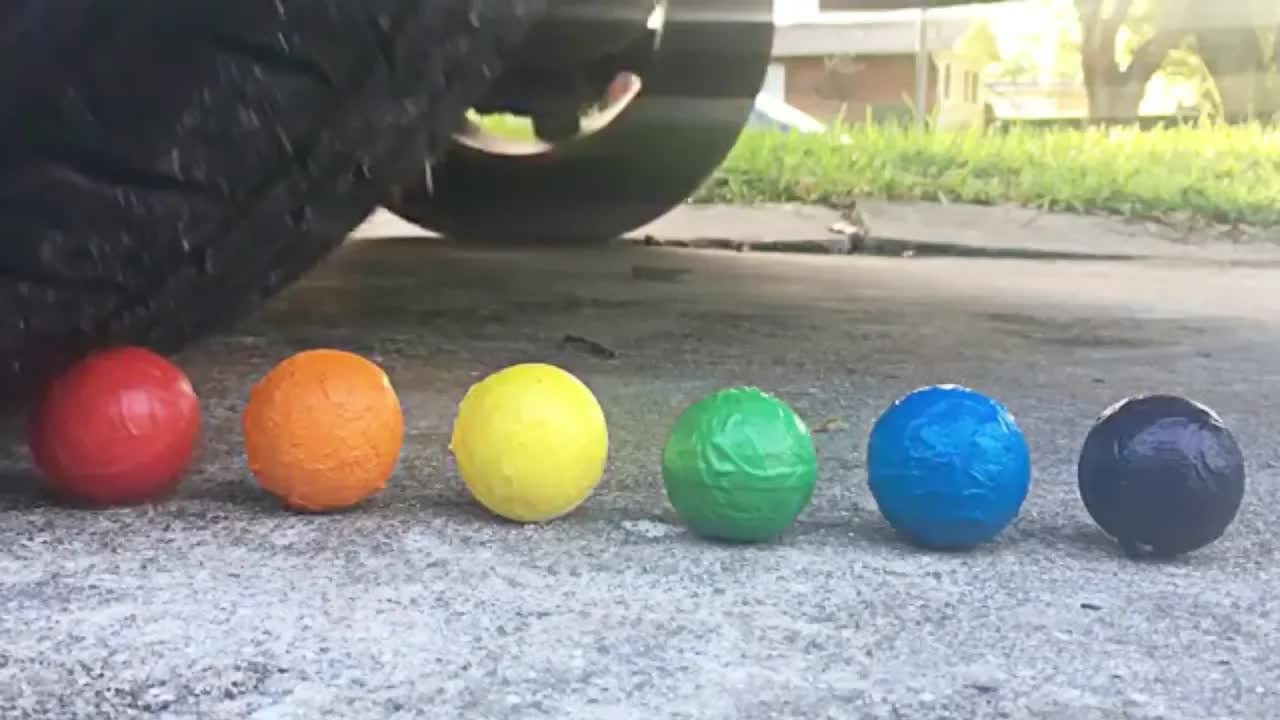 crushing asmr bath bombs, floral foam & more under car tires
