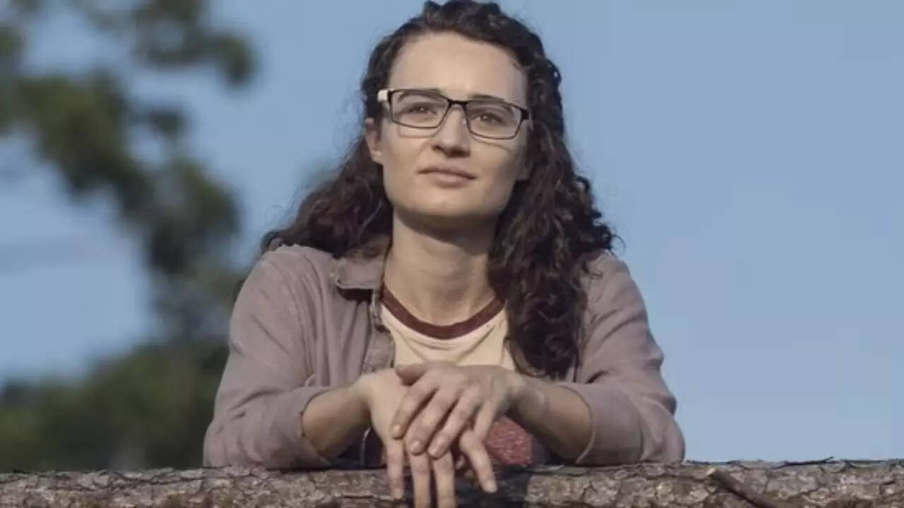 Kelley Mack dies at 33: All about the 'rare' brain cancer ‘The Walking ...