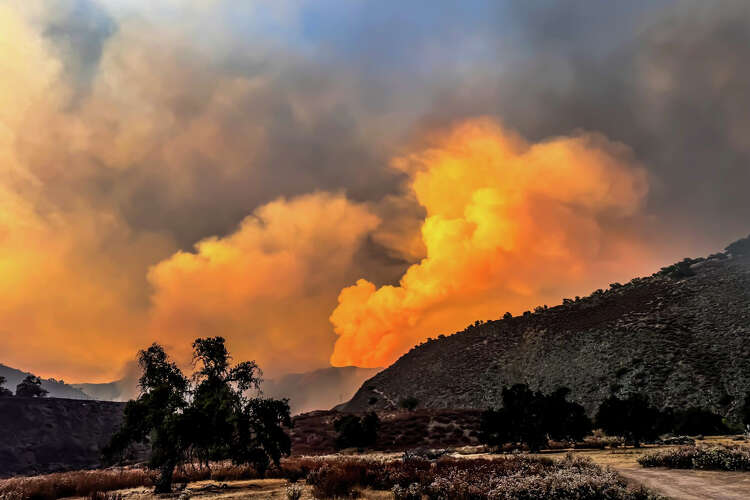 Largest California wildfire of 2025 could explode with dry and hot weather