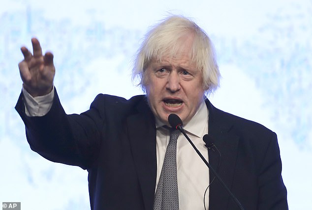 Boris Johnson hails US plan to deport hundreds of illegal migrants to ...