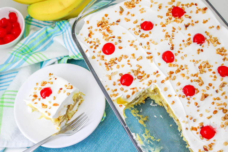 Twinkie Cake Is the Throwback Dessert You Need (No Bake!)