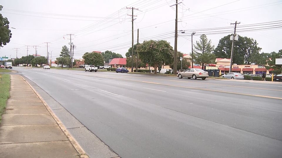 Quick-thinking Uber driver thwarts armed robbery in Charlotte