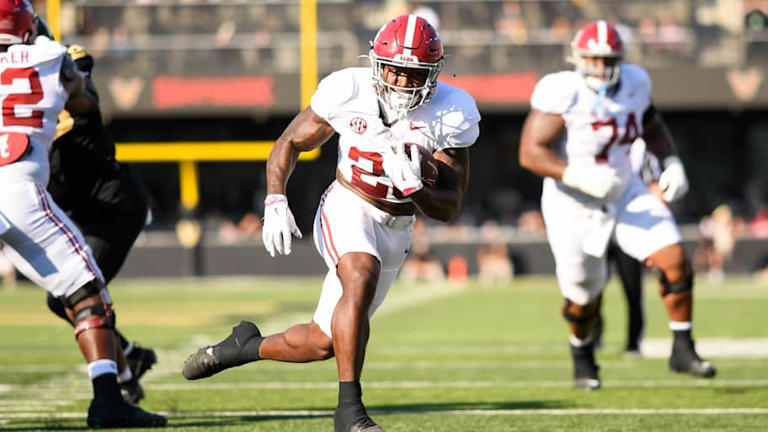 Alabama RB Reflects on Decommitting From Texas Longhorns