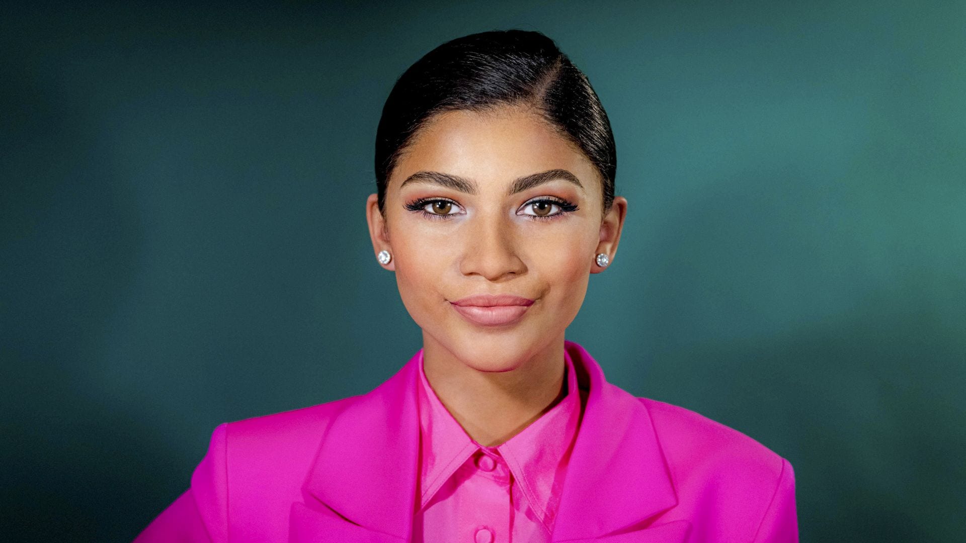 Zendaya captured wearing her jaw-dropping engagement ring while walking ...