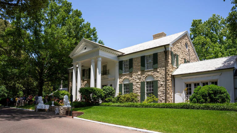 A Look Inside Elvis Presley's $500 Million Graceland Estate