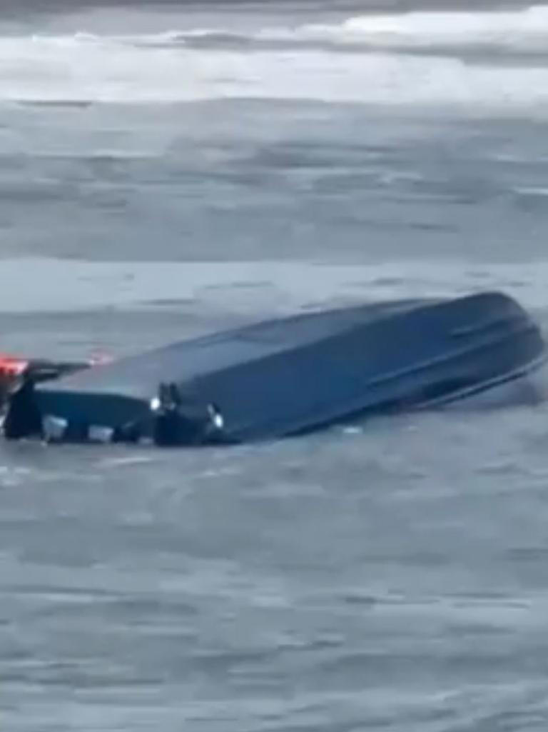 5 Aussies caught in deadly Bali boat incident