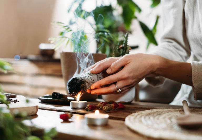 Portal 8/8: el poderoso ritual que deberás hacer para atraer abundancia ...