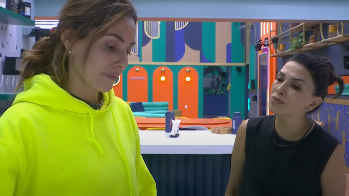 "Arriba Sinaloa" Dalílah Polanco rompe en llanto en LCDLF al escuchar a ...