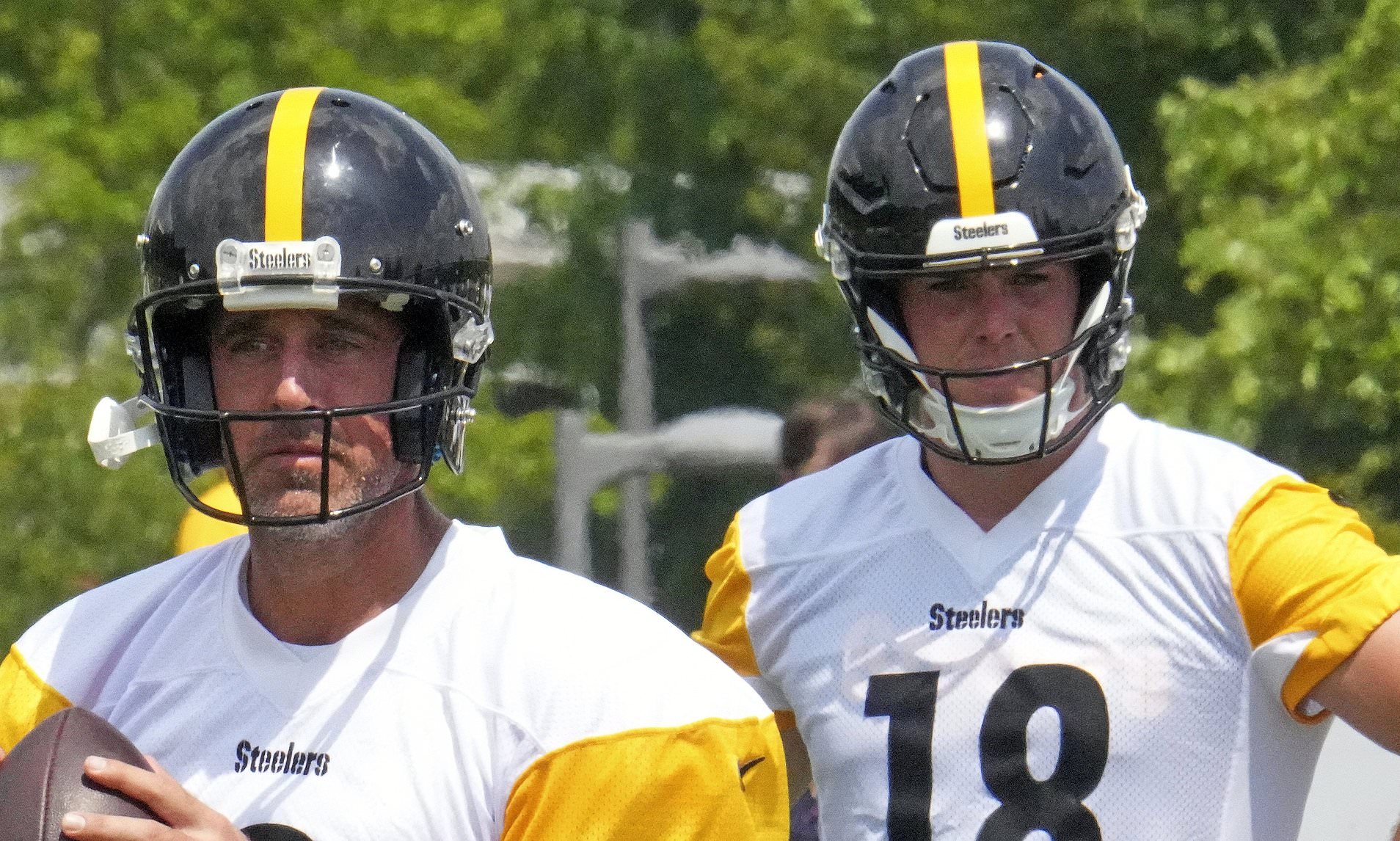 Pittsburgh Steelers dealt major injury blow as quarterback is ruled out ...