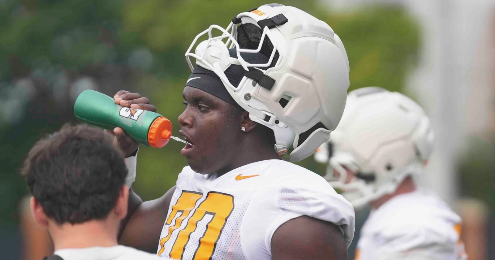 What Tennessee offensive line coach Glen Elarbee has seen from 5-star ...