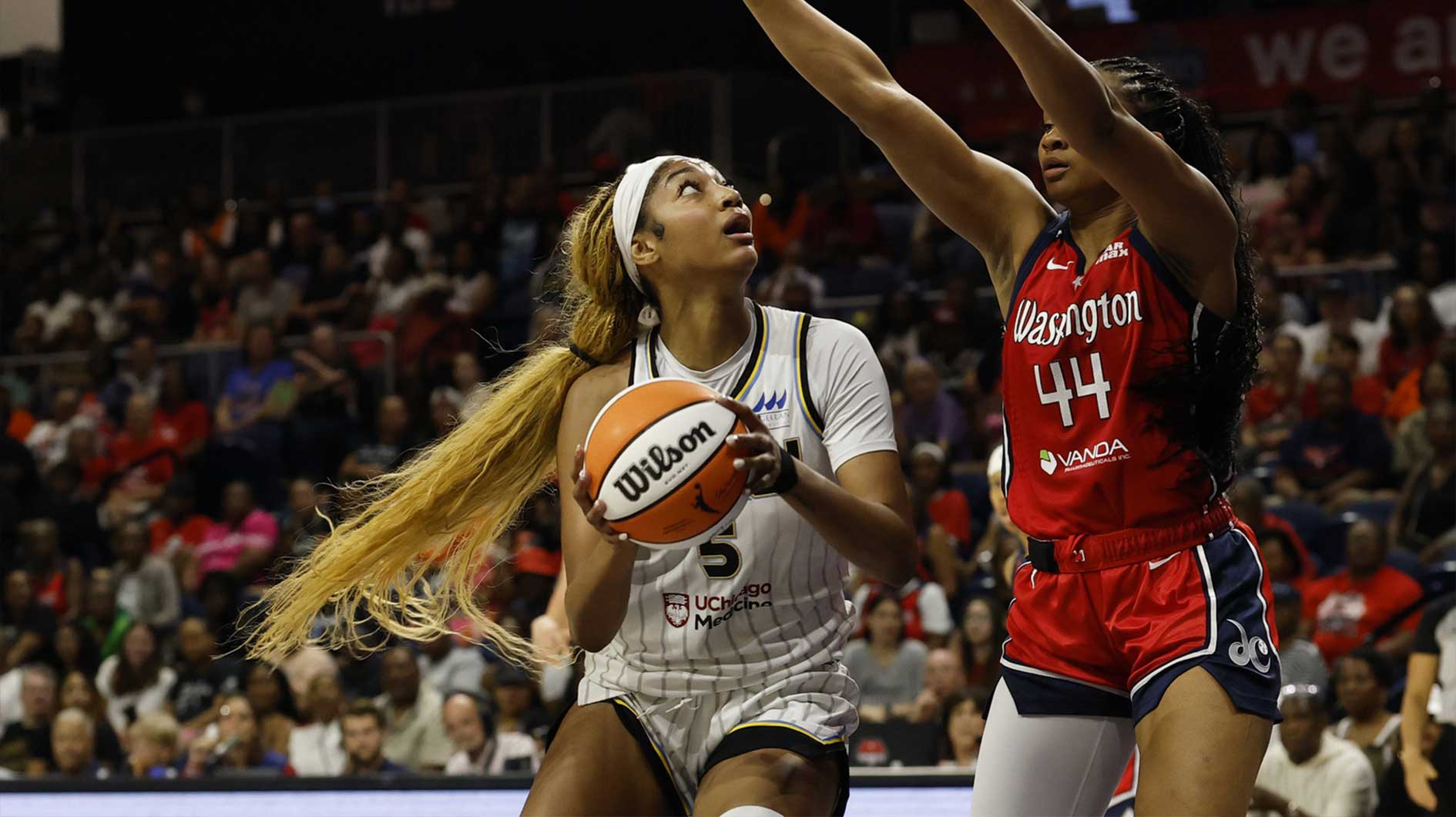 Latest Angel Reese injury update will concern Sky fans