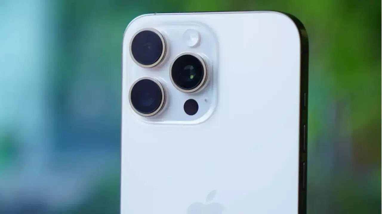 Apple iPhone 16 Pro Max Gets A Huge Price Cut Of Rs 12,000 Ahead Of ...